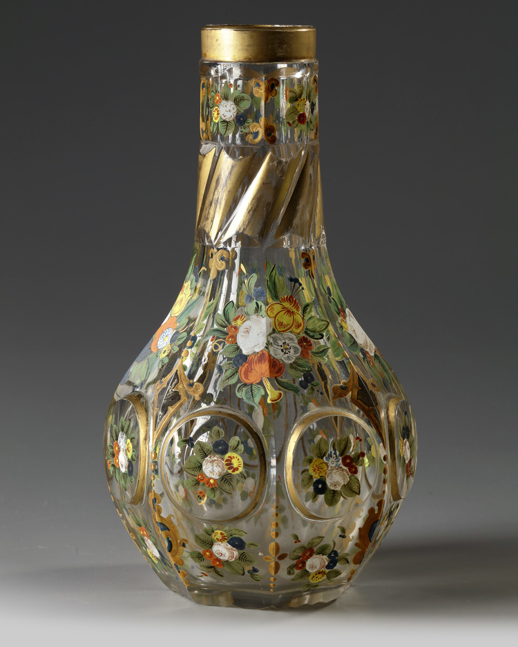 An Islamic glass 'flower' vase