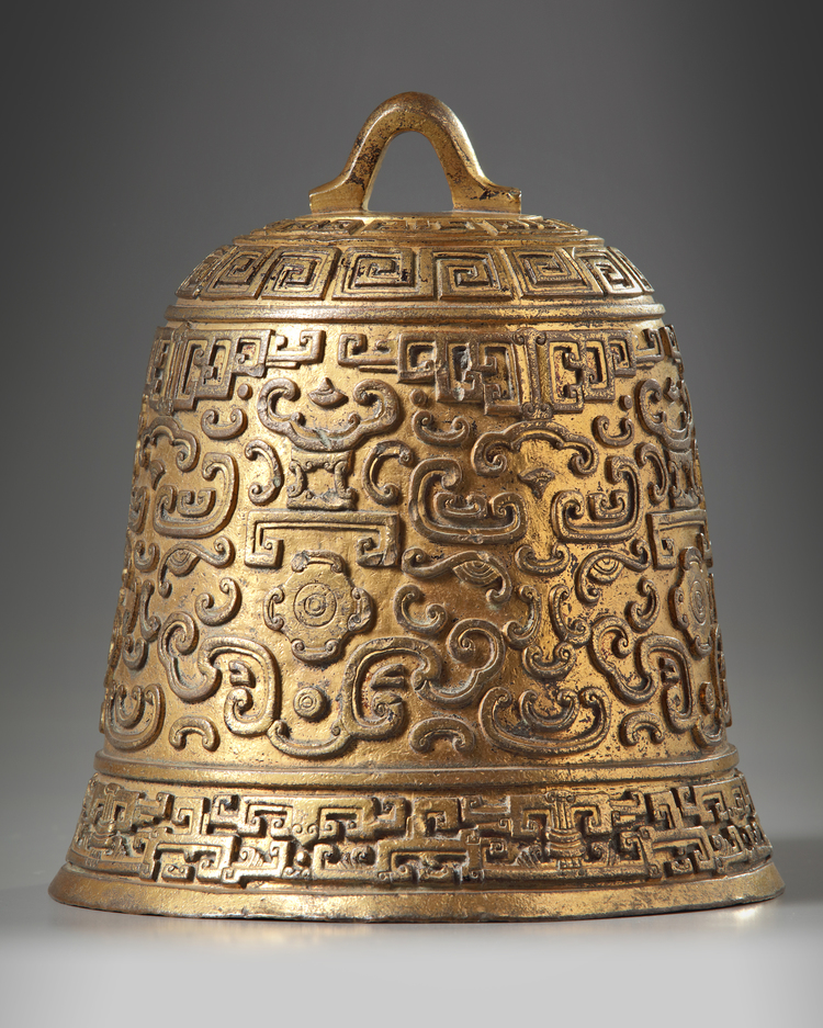 A Chinese gilt bronze bell