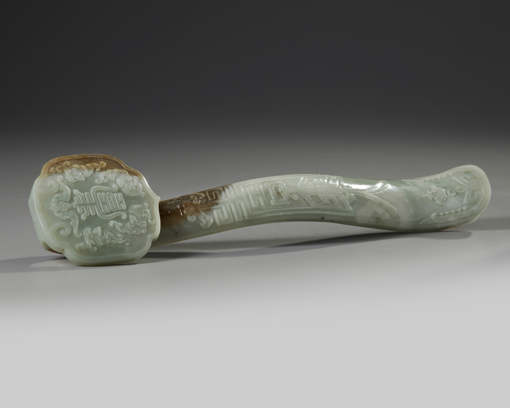 A CHINESE PALE CELADON JADE SCEPTER, 19TH-20TH CENTURY