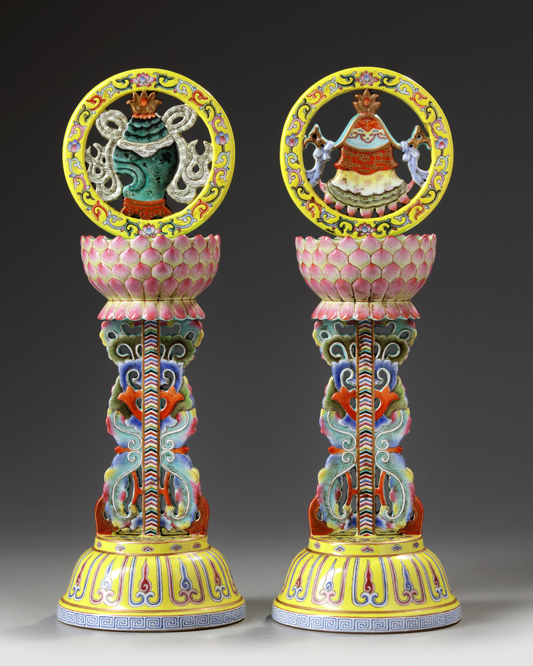 A PAIR OF CHINESE FAMILLE ROSE ALTAR ORNAMENTS