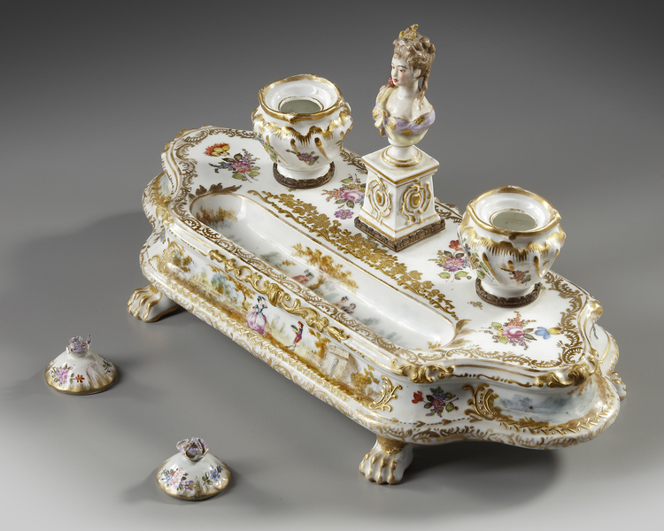 A GERMAN INKWELL SET, LATE 19TH CENTURY