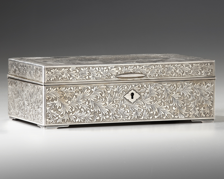 A JAPANESE EXPORT ENGRAVED BOX, 19TH CENTURY