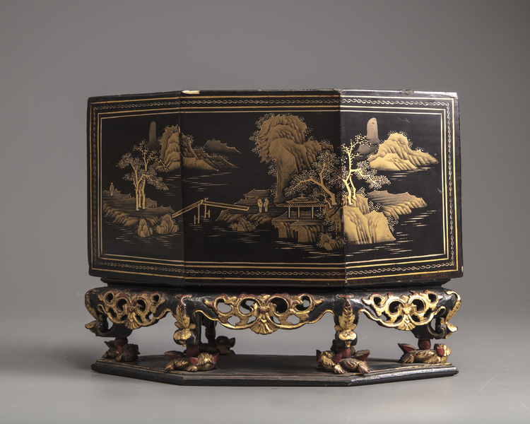 A Chinese Peranakan gilt-lacquered wood offering box and cover, chanap