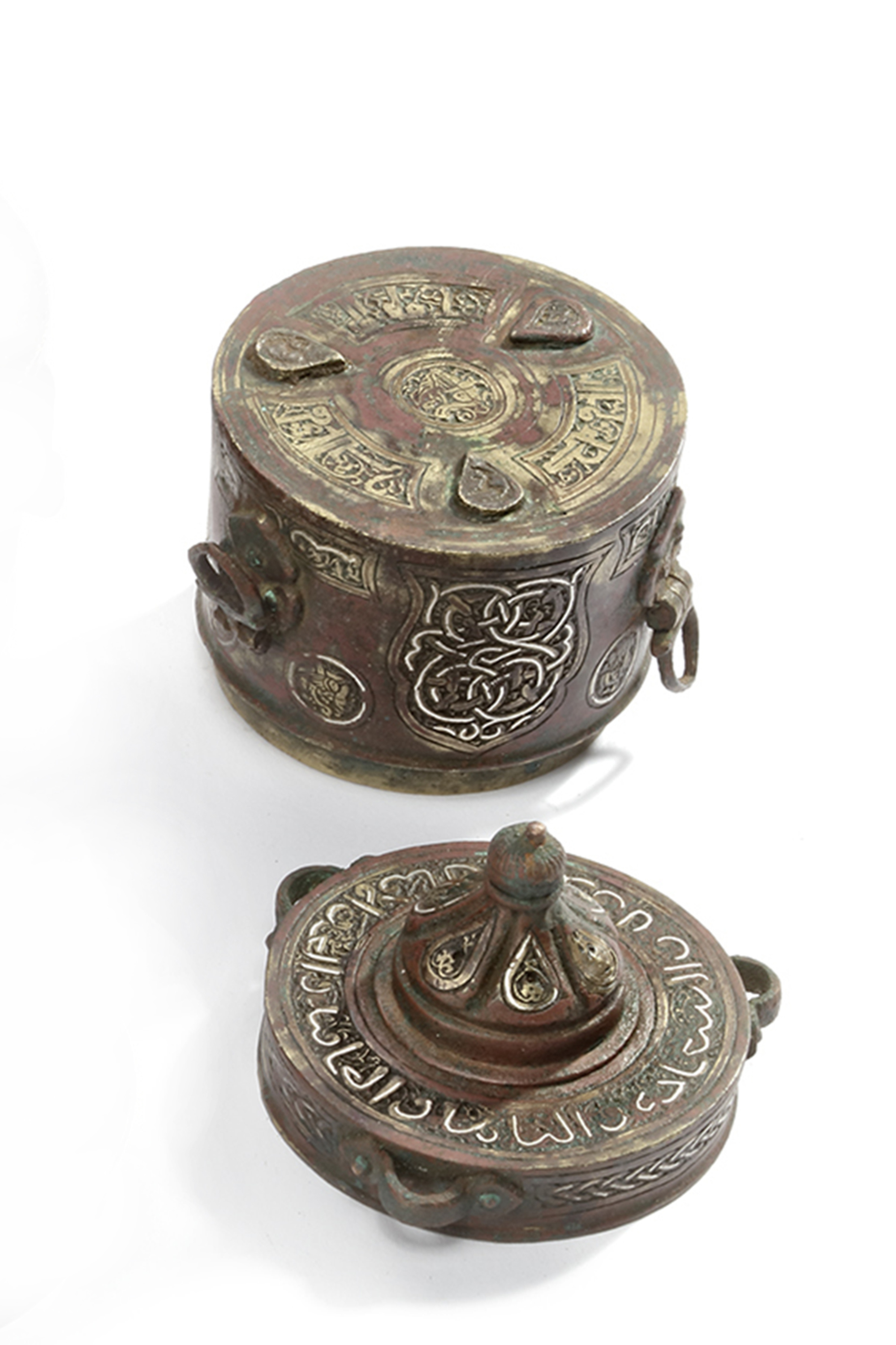 A KHURASAN SILVER- INLAID BRONZE INKWELL,12TH-13TH CENTURY