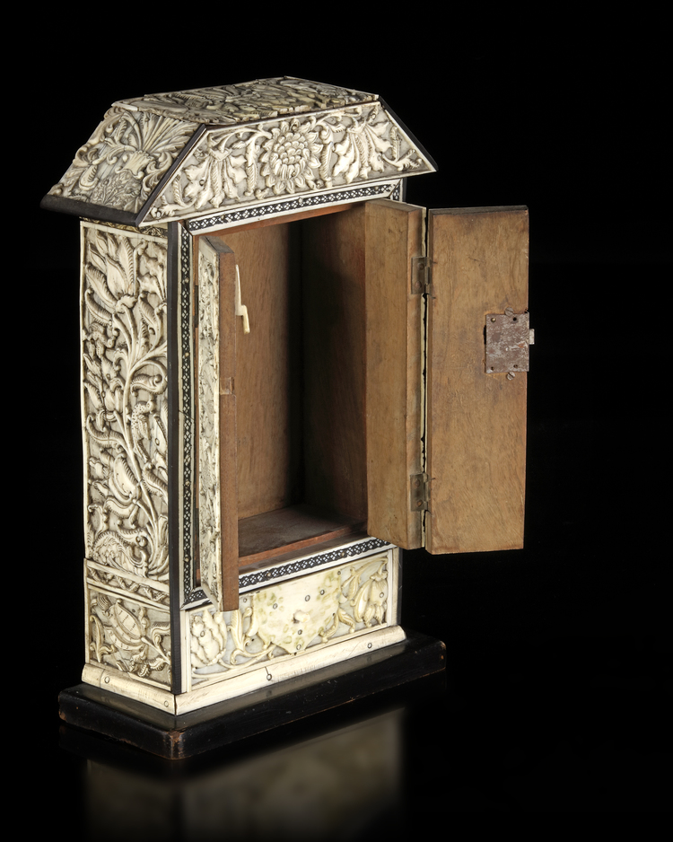 AN IVORY-VENEERED WOODED CABINET, SRI LANKA OR INDIA, LATE 17TH CENTURY