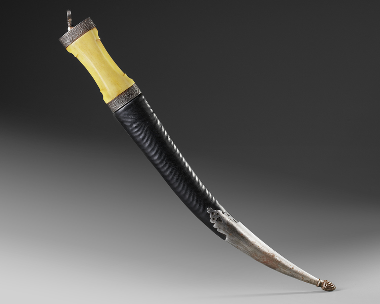 A BONE HILTED DAGGER WITH SAFAVID WATERED-STEEL BLADE, PERSIA 17TH CENTURY