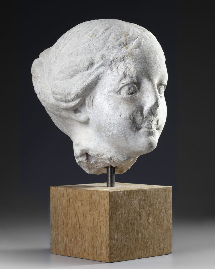 A MARBLE FEMALE HEAD, 17TH-18TH CENTURY
