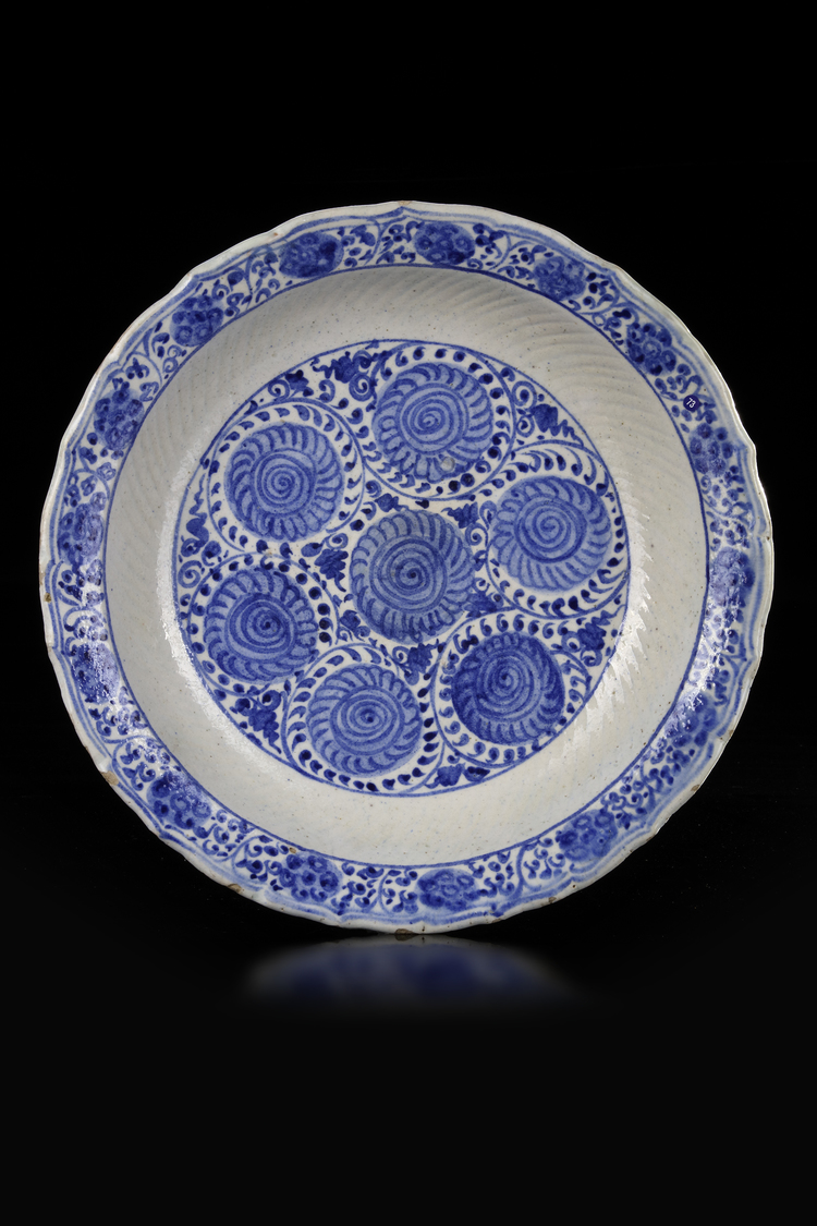 A FINE FRIT-WARE KUBACHI DISH, PERSIA TABRIZ, TIMURID TAMERLANE DYNASTY ...