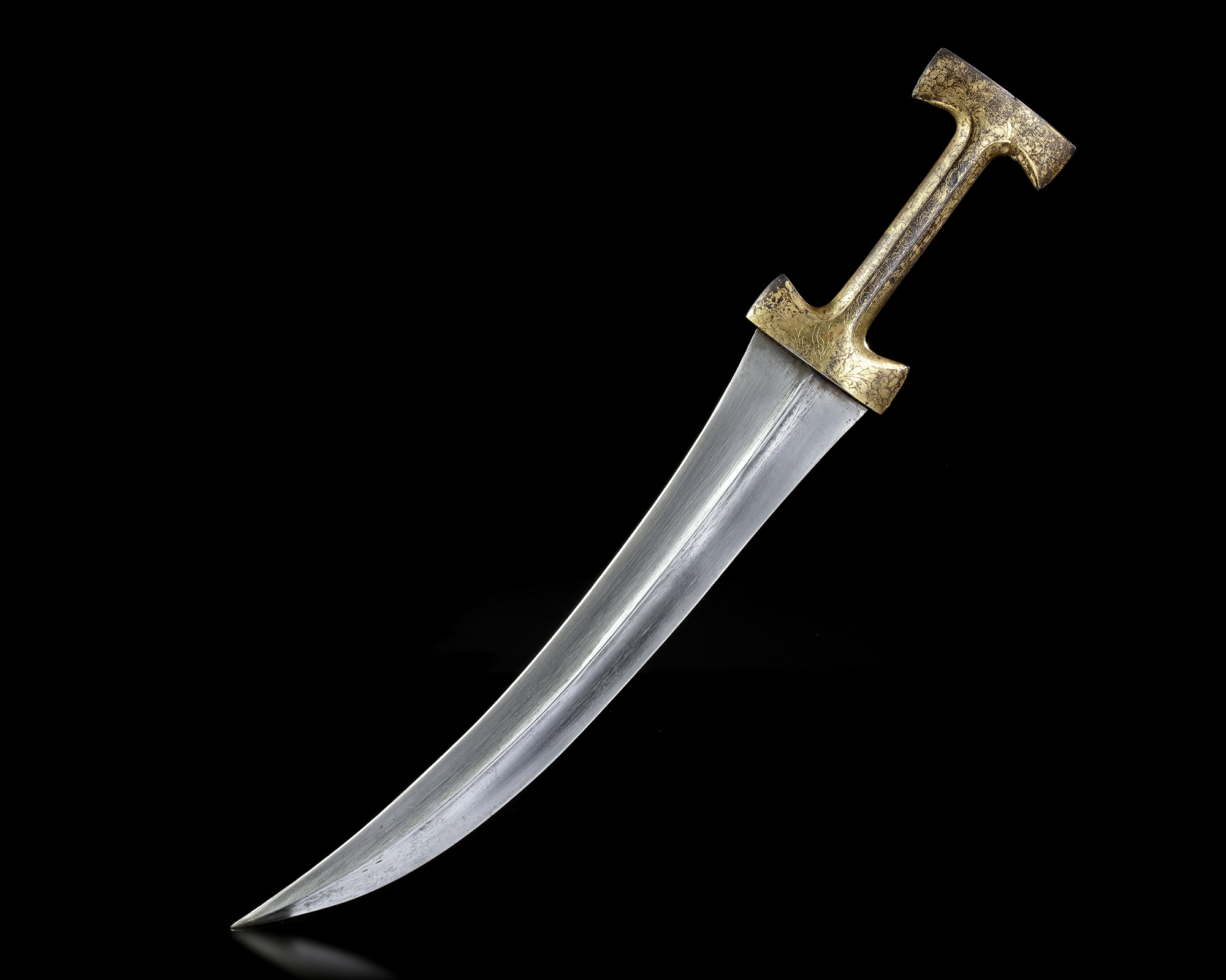 AN OTTOMAN DAGGER WITH TOMBAK HILT AND SCABBARD, TURKEY, 19TH CENTURY