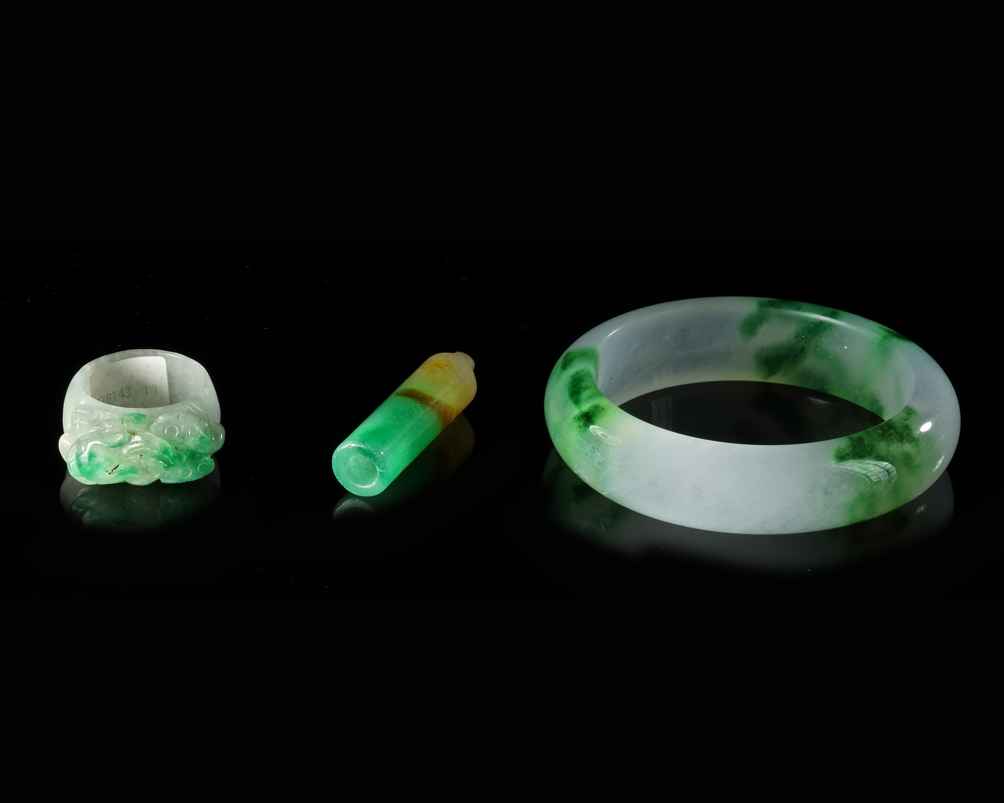 THREE CHINESE JADEITE OBJECTS, 20TH CENTURY