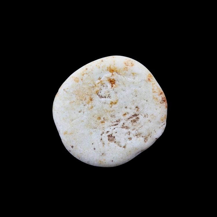 A FATIMID GLASS WEIGHT OF DIRHAM, EGYPT AL-ADID LI-DIN ALLAH ( 555 ...