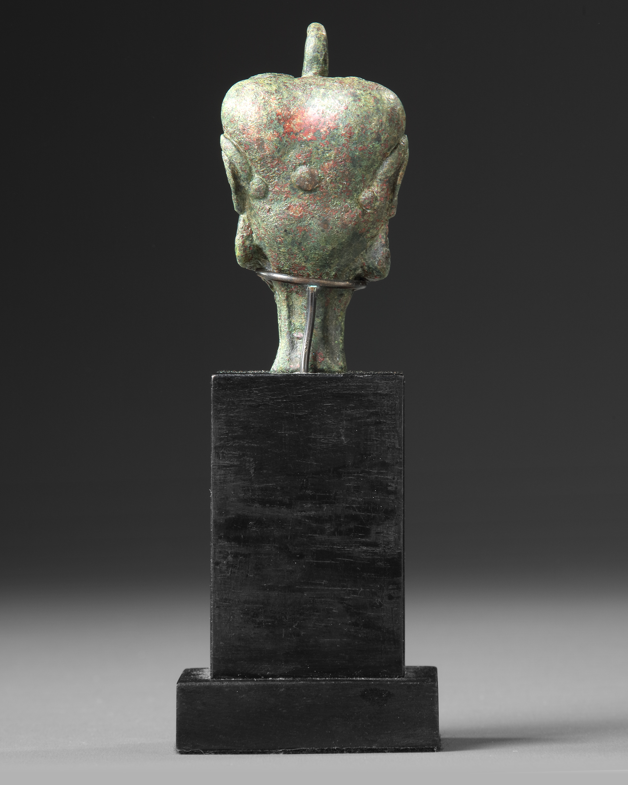 A NEAR EASTERN BRONZE HEAD OF PAZUZU OR DMON , EARLY TO MID 1ST ...