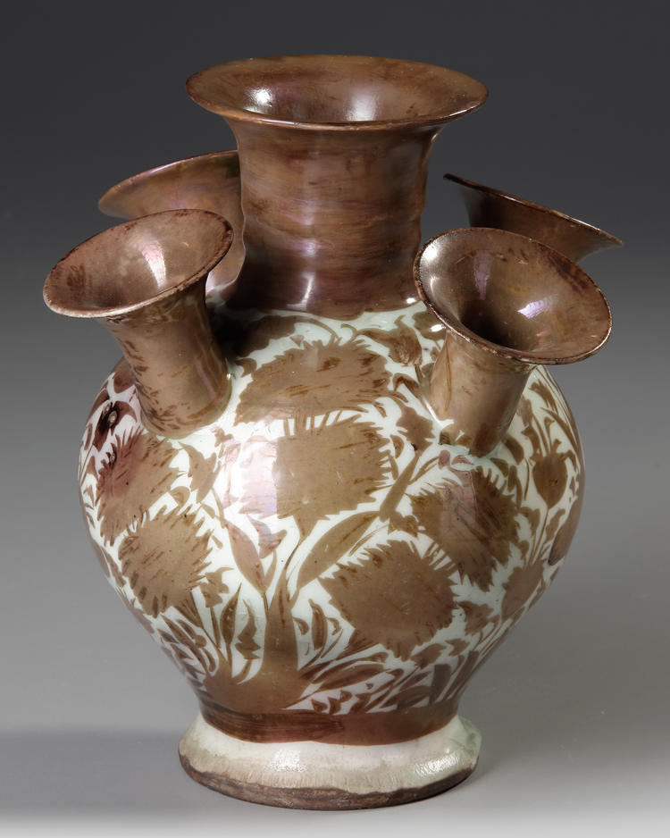 A PERSIAN POTTERY TULIP VASE, SAFAVID, 17TH CENTURY