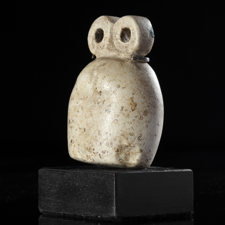 AN EYE IDOL FROM THE NEAR EAST, 3RD MILLENNIUM BC