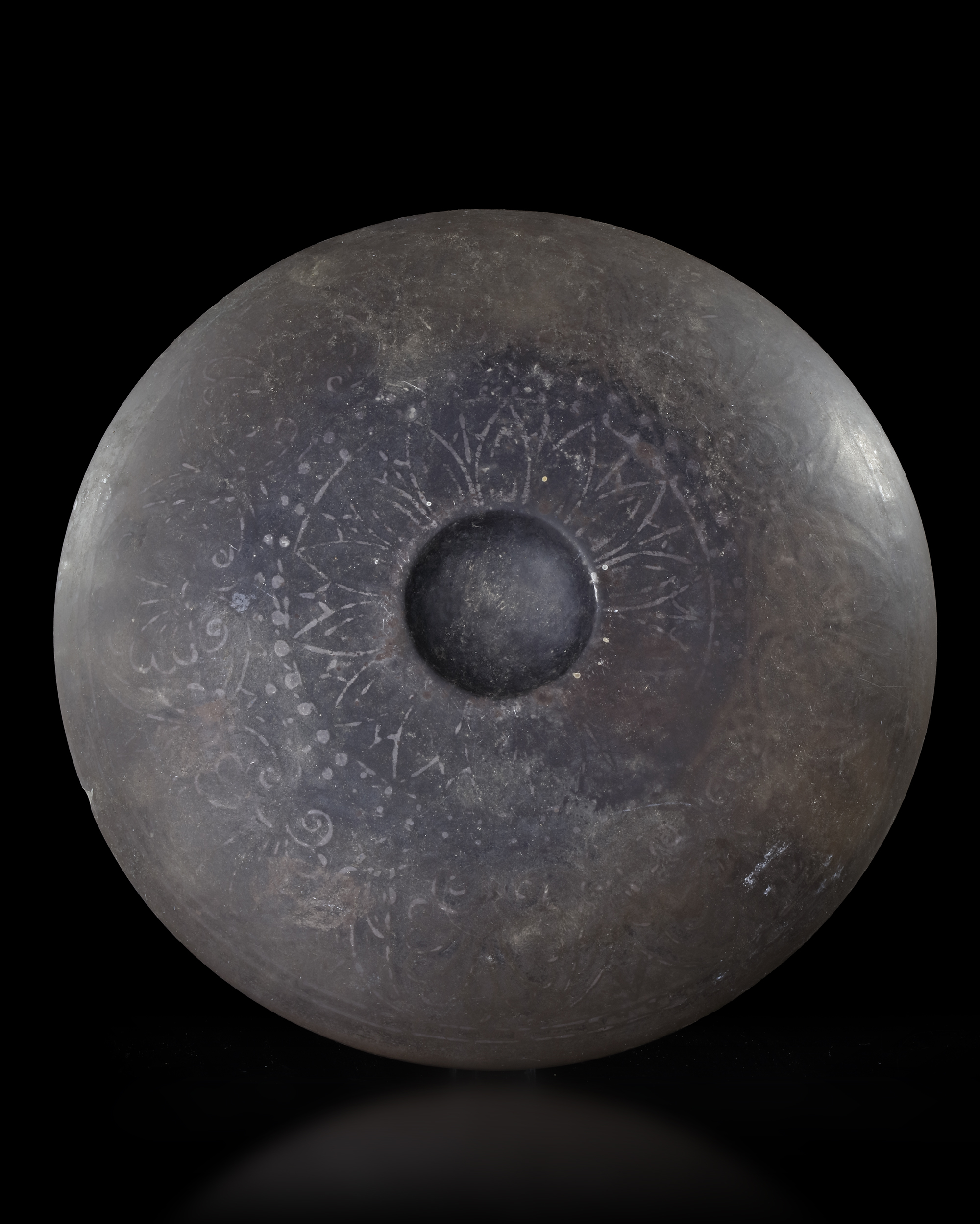 A GREEK SILVER OMPHALE PHIALE WITH GILT DECORATION, 5TH CENTURY BC