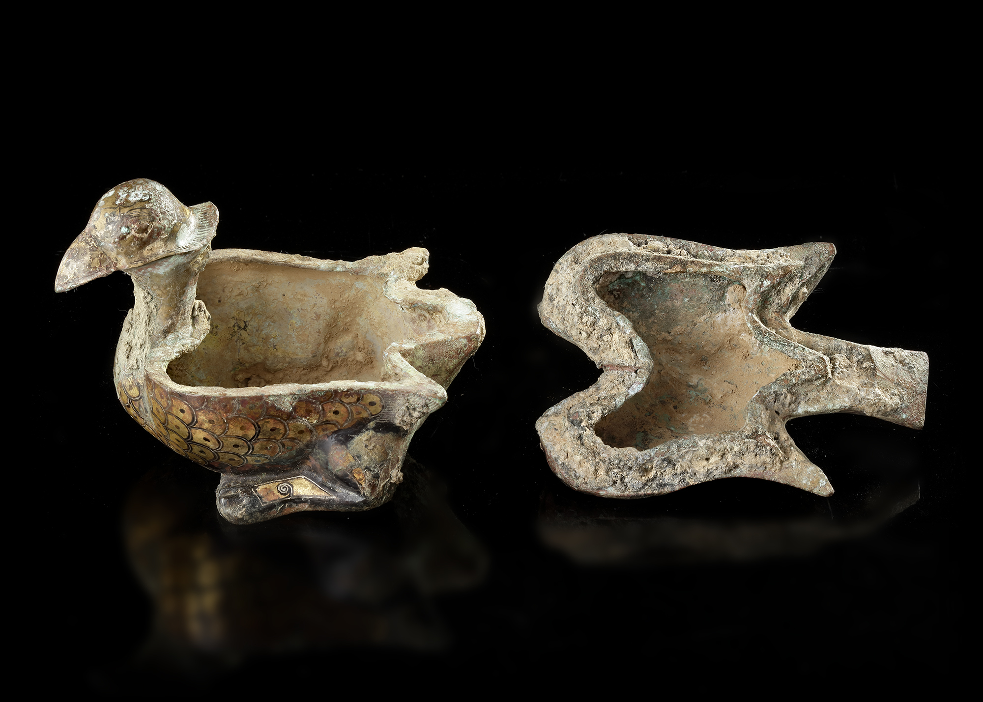 A CHINESE GILT BRONZE BIRD SHAPED CENSER AND COVER, LATE MING DYNASTY ...