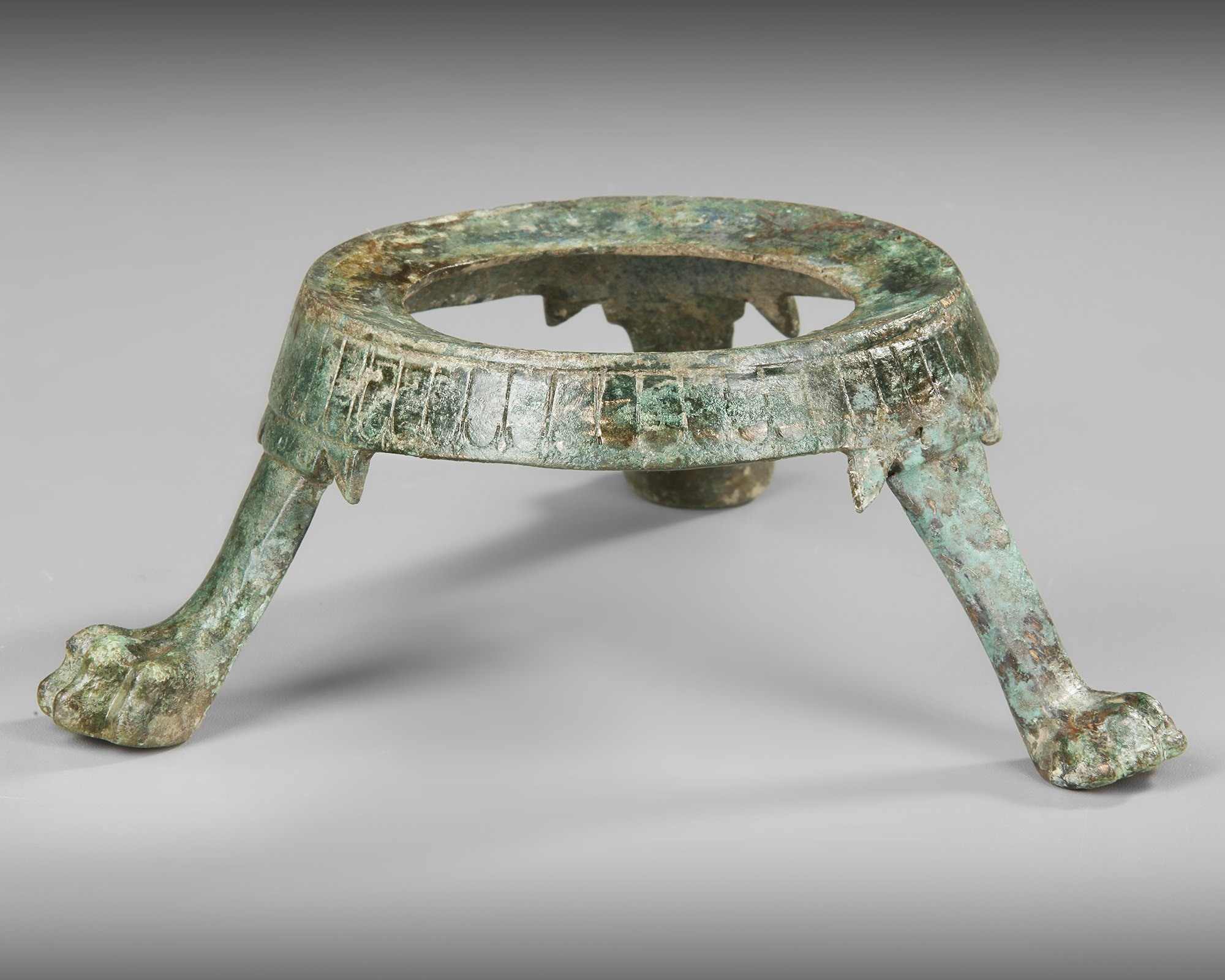 A BRONZE ROMAN STAND FOR CUPS OR HYDRIA, 2ND-3RD CENTURY AD
