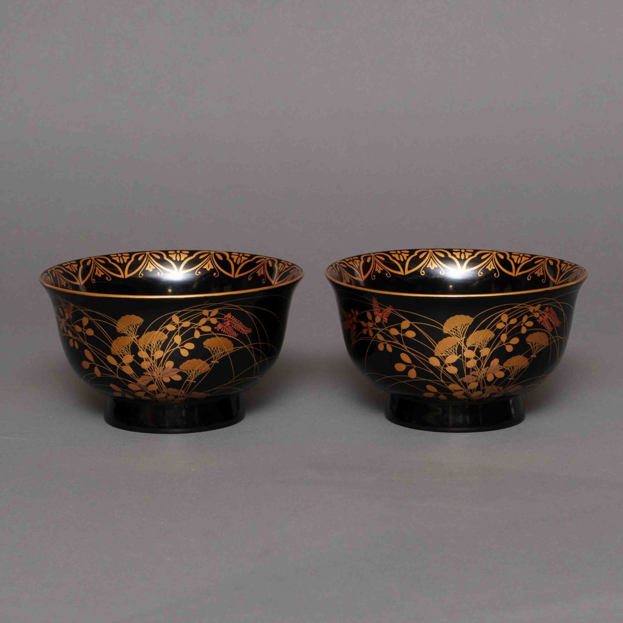 A PAIR OF JAPANESE LACQUERED BOWLS, SECOND HALF 19TH CENTURY