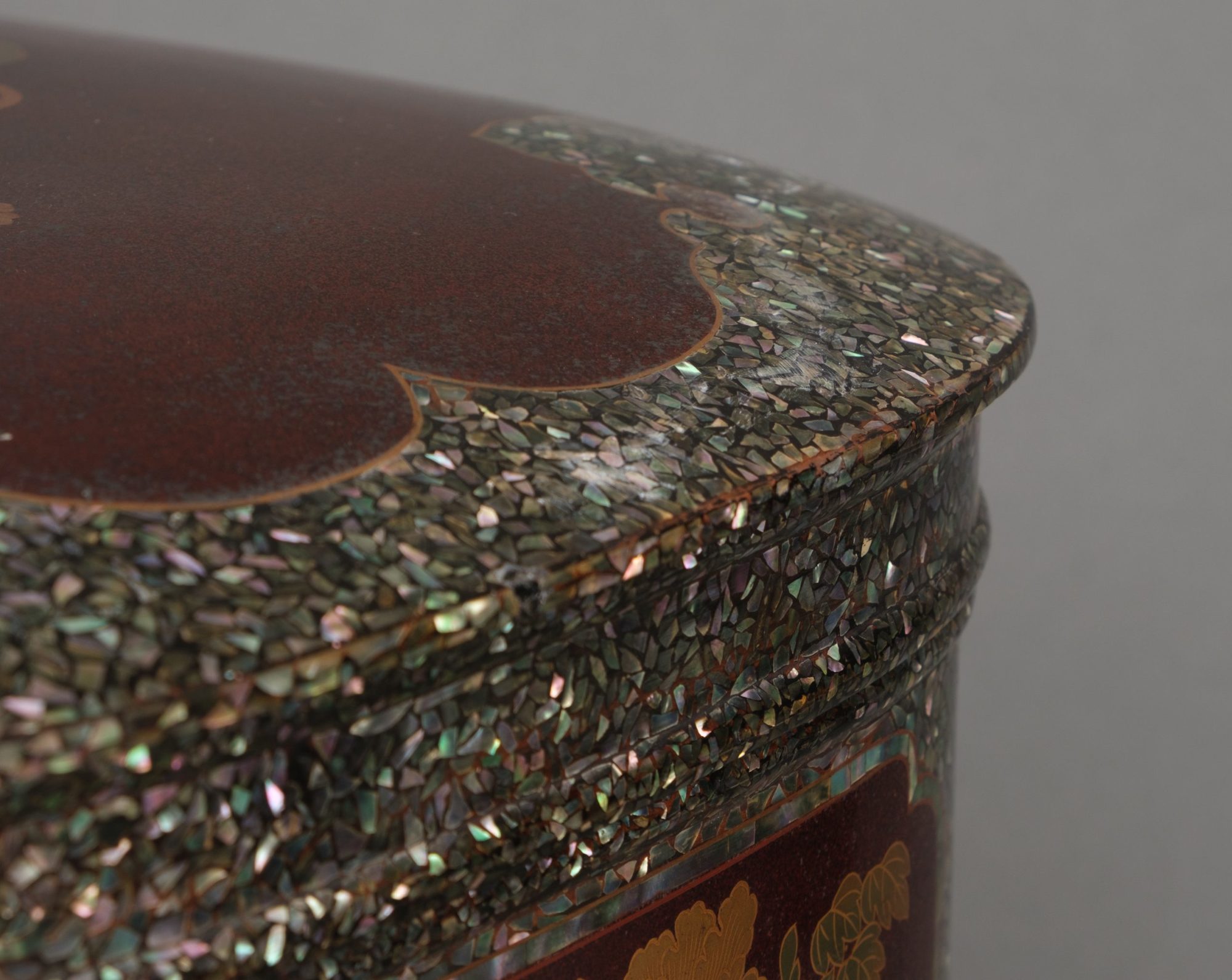 A LARGE 4-TIERED MOTHER OF PEARL INLAID LACQUER JÛBAKO