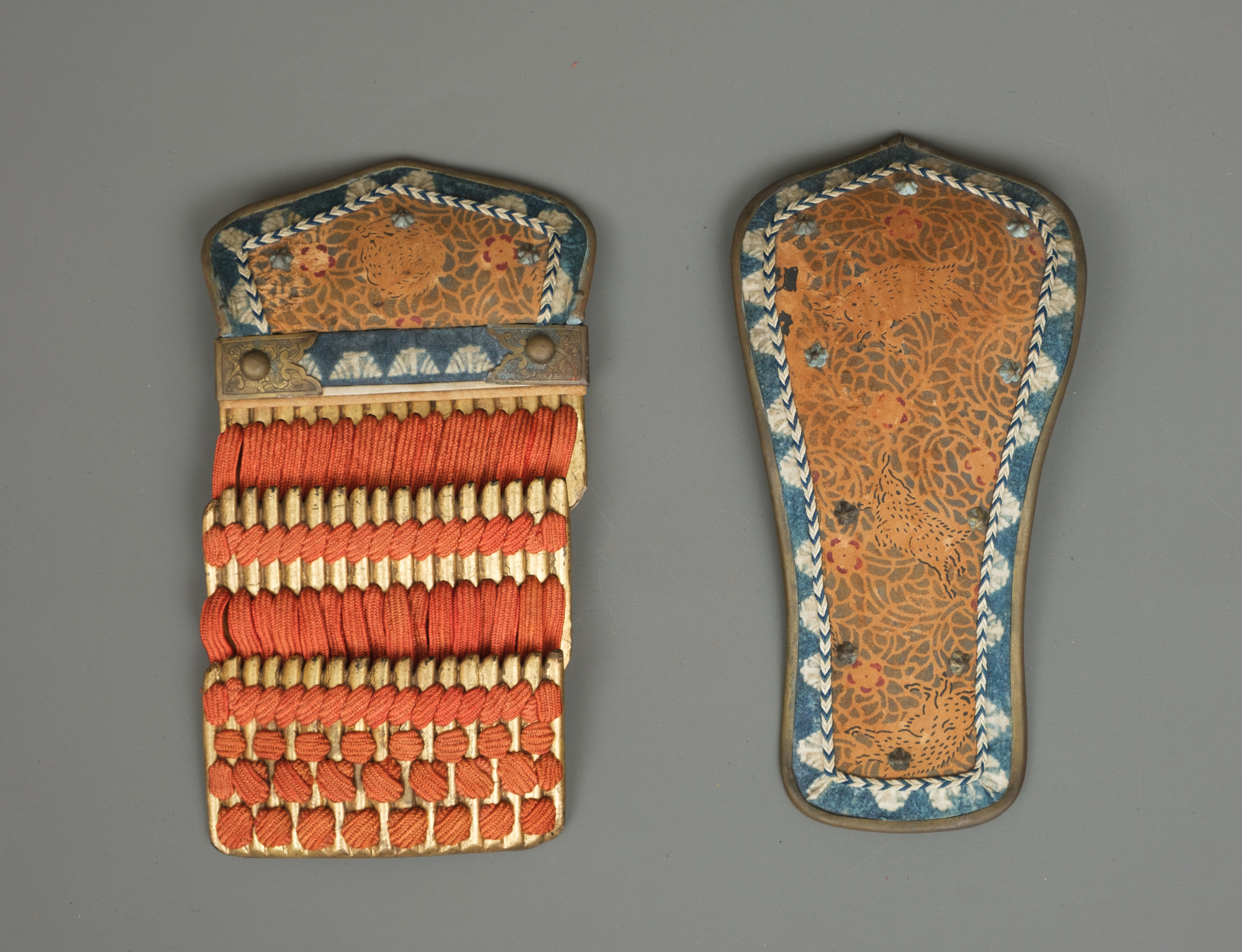 A GOLD LACQUER JAPANESE SUIT OF ARMOUR (YOROI), LATE EDO PERIOD