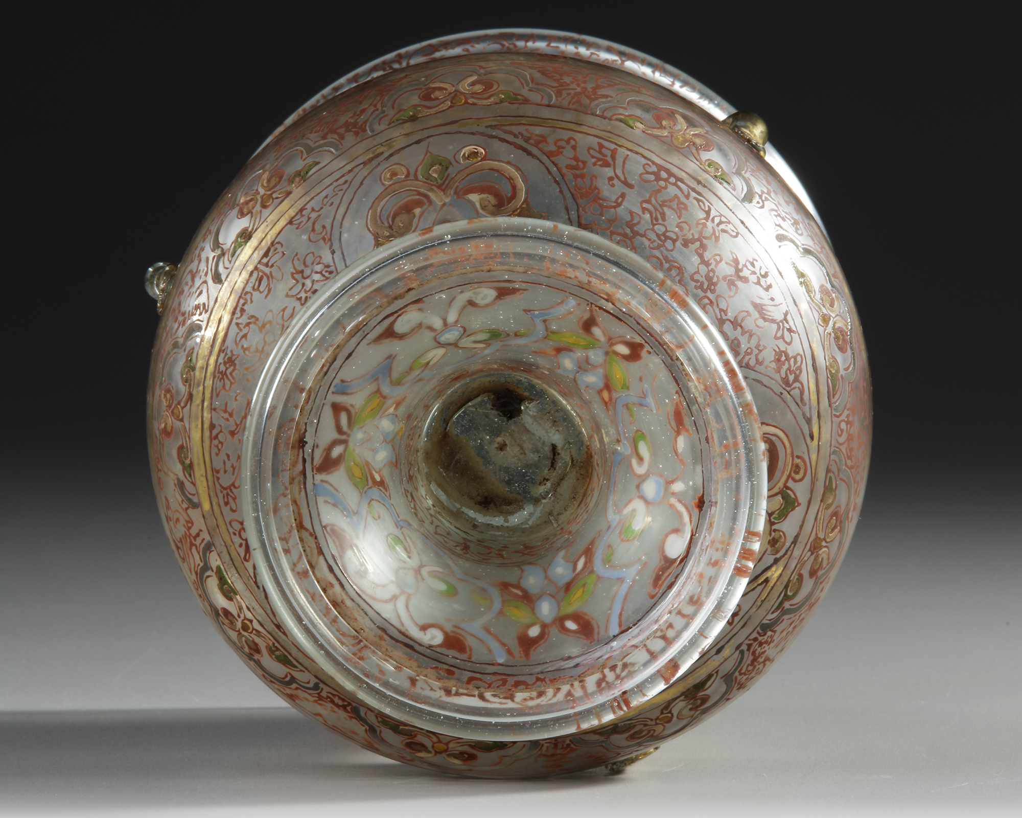 AN ISLAMIC ENAMELLED GLASS MOSQUE LAMP, 17TH CENTURY