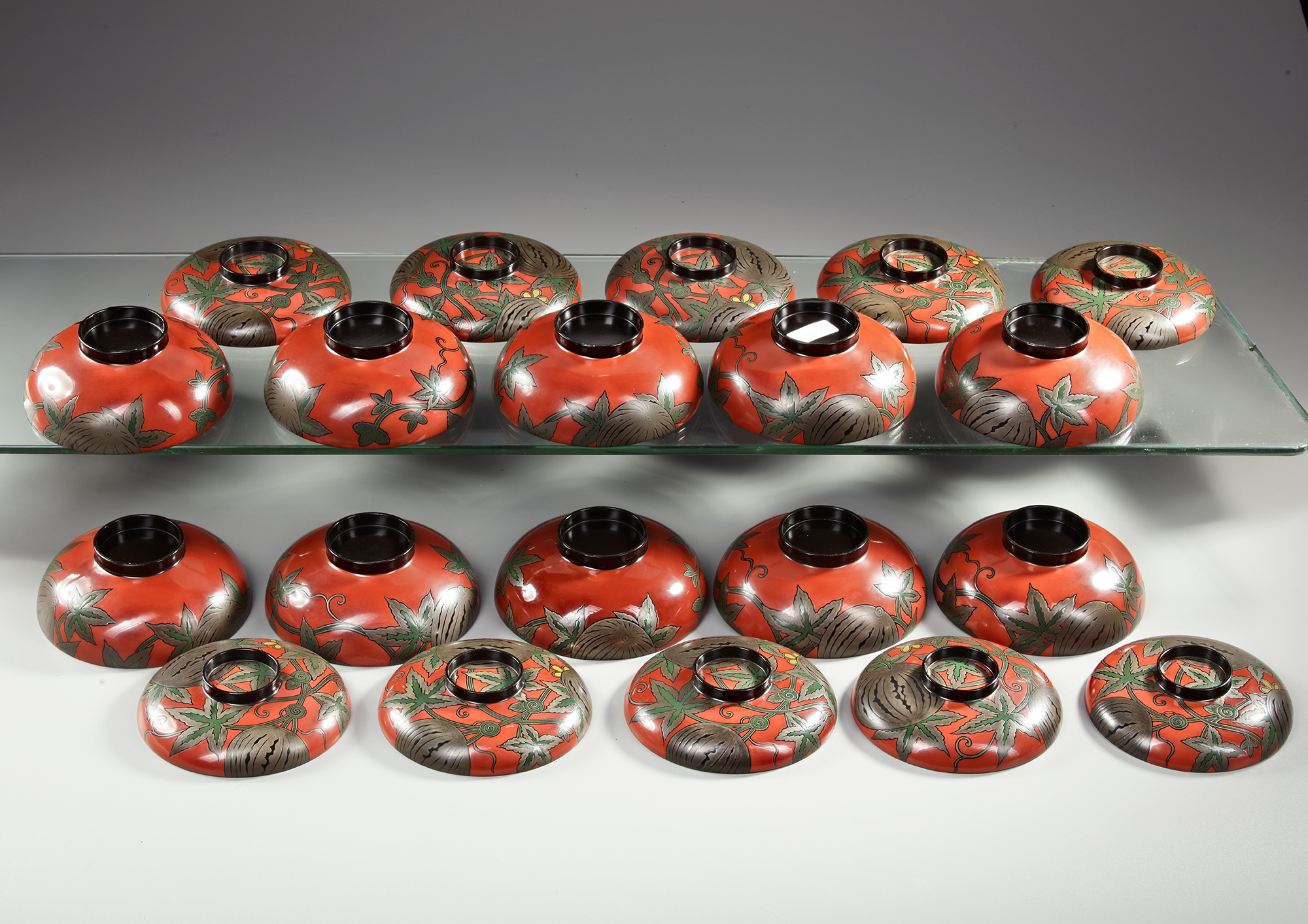 A COMPLETE JAPANESE SET OF 10 BEAUTIFUL FLORAL LACQUERED BOWLS IN ...