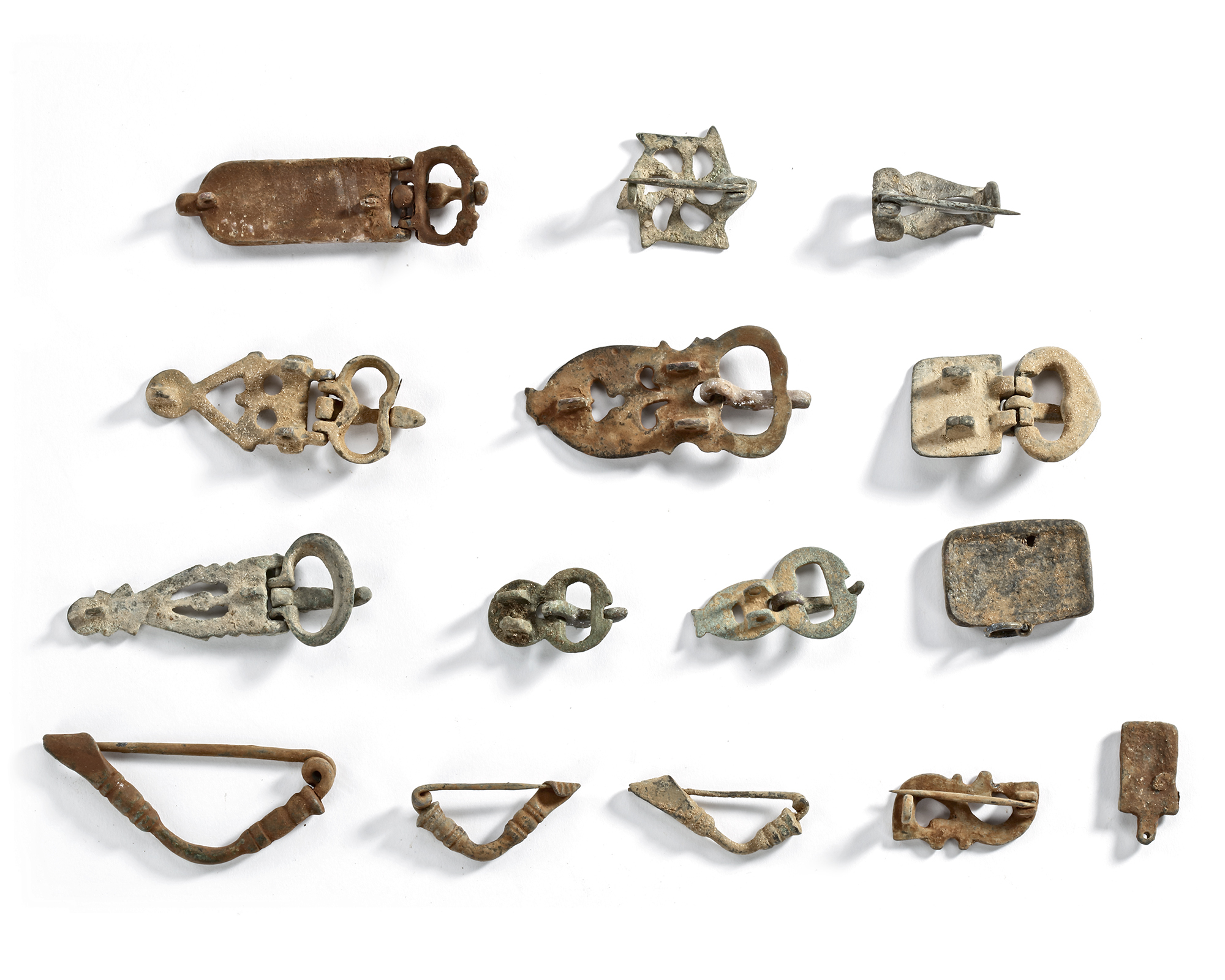 A SET OF ROMAN BUCKLES, 1ST-5TH CENTURY BC