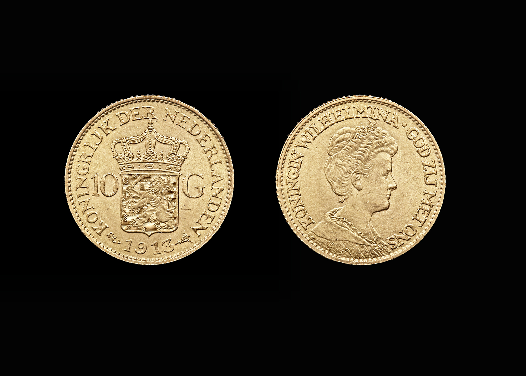 A DUTCH 'TEN GUILDER' GOLD COIN, 1913