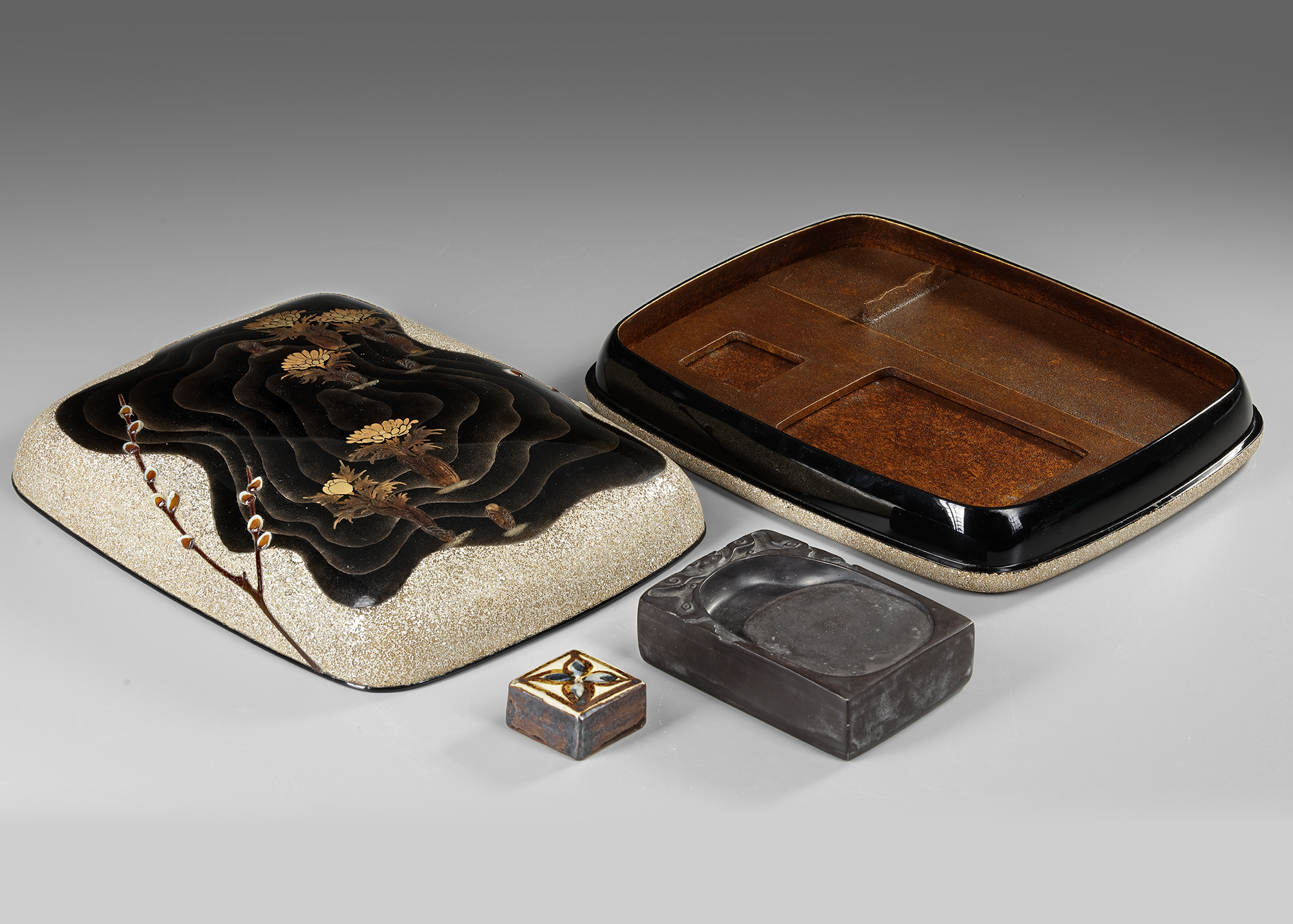 OGIMURA SAKITOSHI, A JAPANESE LACQUER SUZURIBAKO WITH ASTER AND PUSSY ...