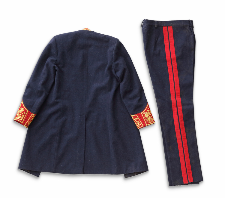 AN OTTOMAN PASHA SUIT, 19TH CENTURY