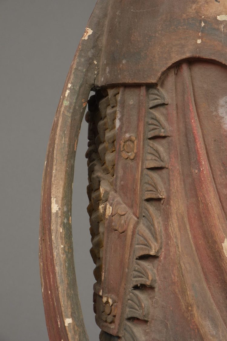 LIFE-SIZE NIO WOODEN STATUE