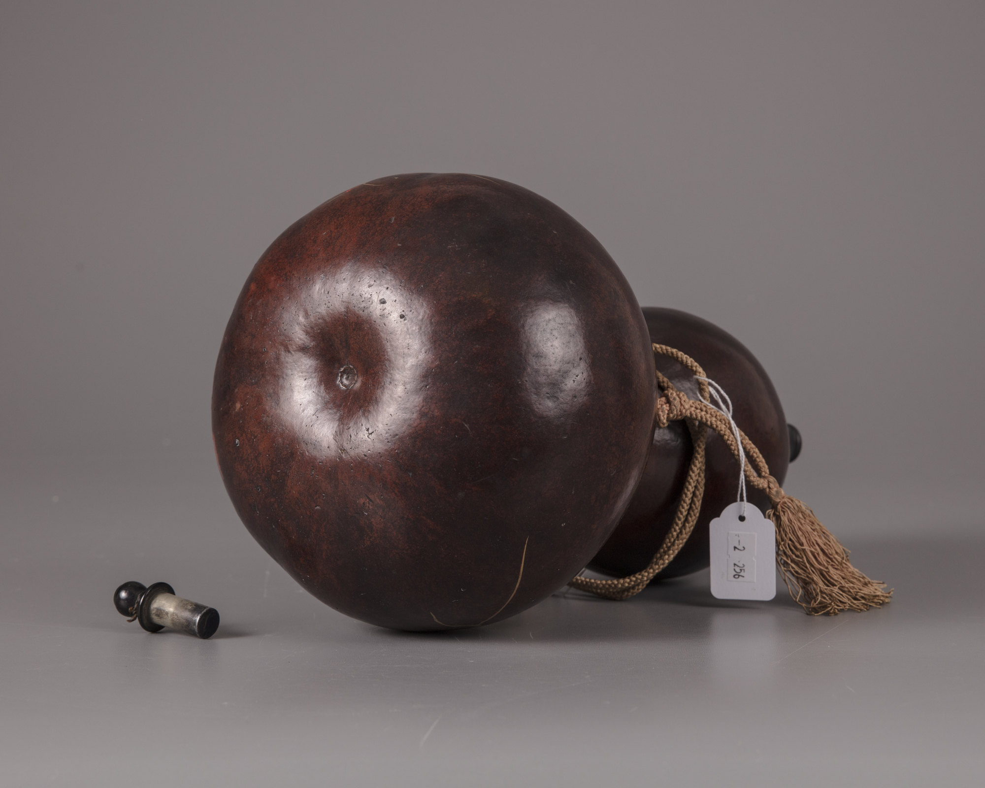A Japanese double-gourd, calabas with gold-lacquer reparation 'Kintsugi'